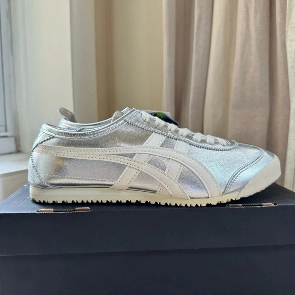 Onitsuka Tiger by Asics | Shoes | Nwt Onitsuka Tiger Mexico 66 Sneaker ...
